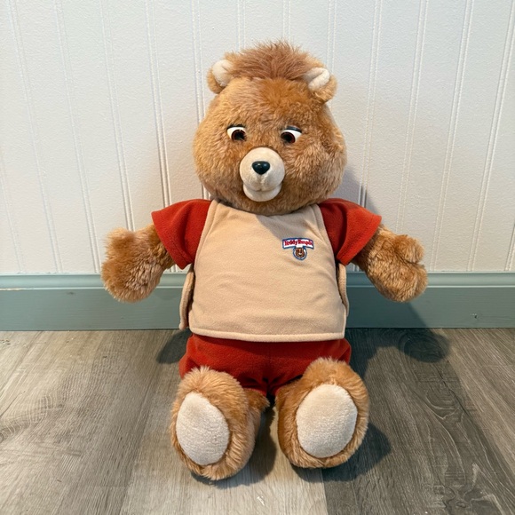 Teddy Ruxpin | Toys | Vintage Teddy Ruxpin Talking Plush 985 | Poshmark